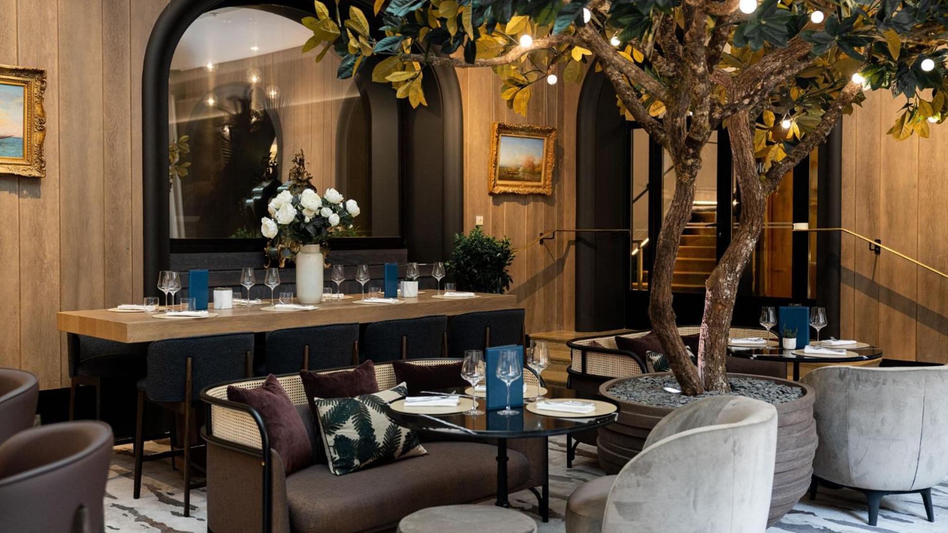 Hotel Lancaster Paris Champs-Elysees Paris, France - réserver ...